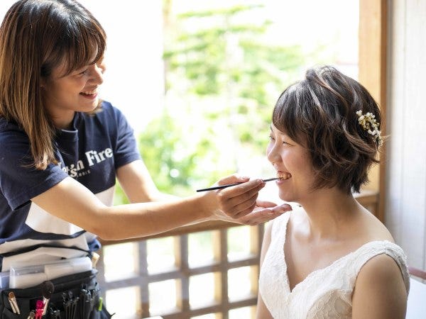 【記念となる1日のお手伝い♪】フォトウエディングのヘアメイクstaff募集！ 株式会社MARRYMARBLE（14582087）-engage