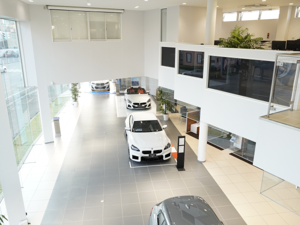 【正社員】BMWの営業職/頑張りを手厚く還元/賞与年3回（昨年度4.5ヶ月）/年間休日120日以上 モトーレンニイガタ株式会社 ...