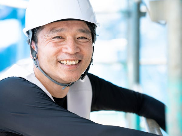 ☀️「道路や橋」を作る大きな仕事。未経験から誇れるプロへ。日給1.1万～の土木工事 有限会社高野建材（15909613）-engage