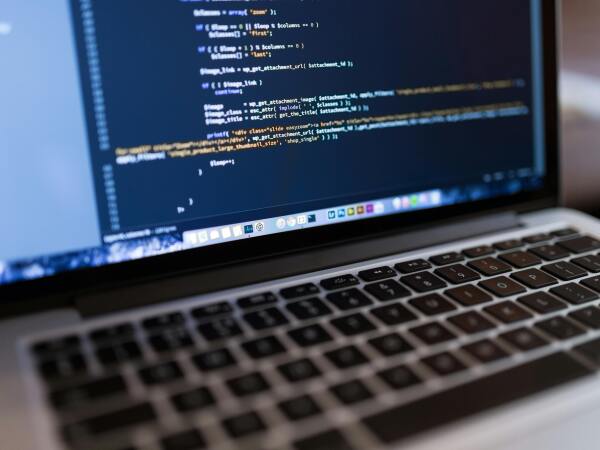 AIの回答が自然かを確認する仕事｜株式会社テックオン｜長崎県佐世保市の求人情報 - エンゲージ